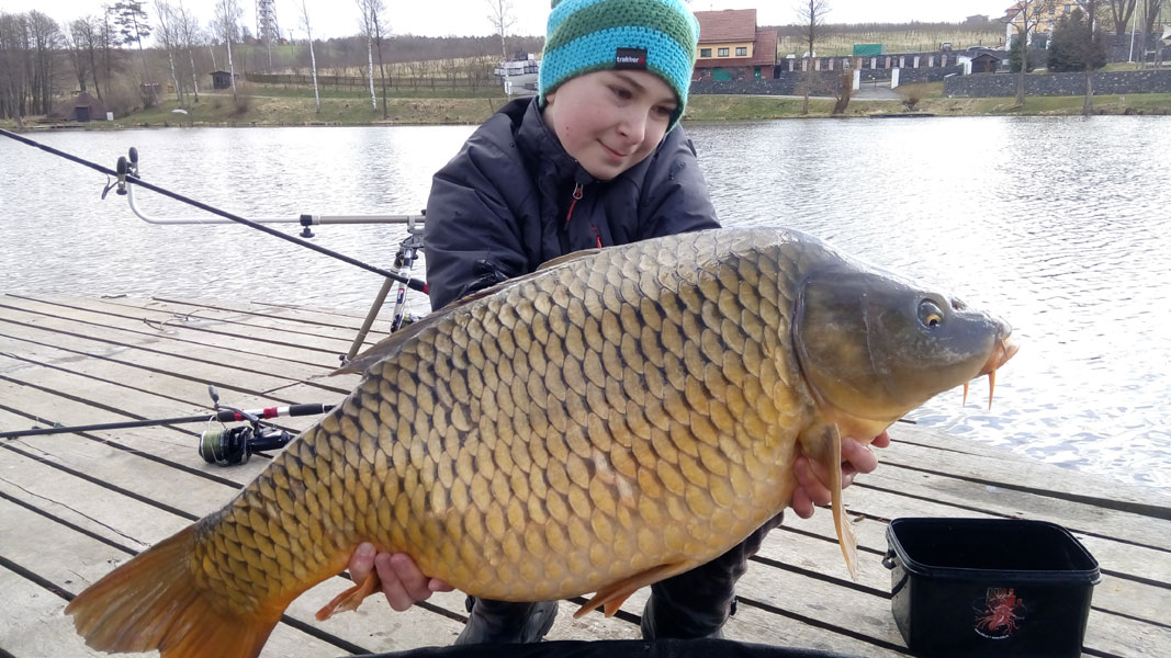 Carp Angler Star In The Making | Carp `R` Us Direct E-Shop